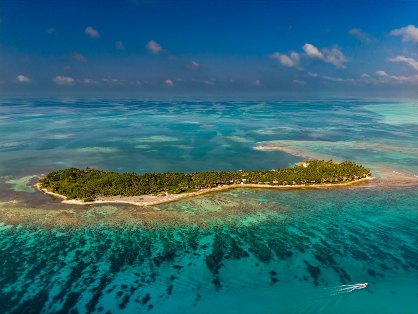 Belize Adventure Lodge: Ultimate Eco-Lodge on Long Caye